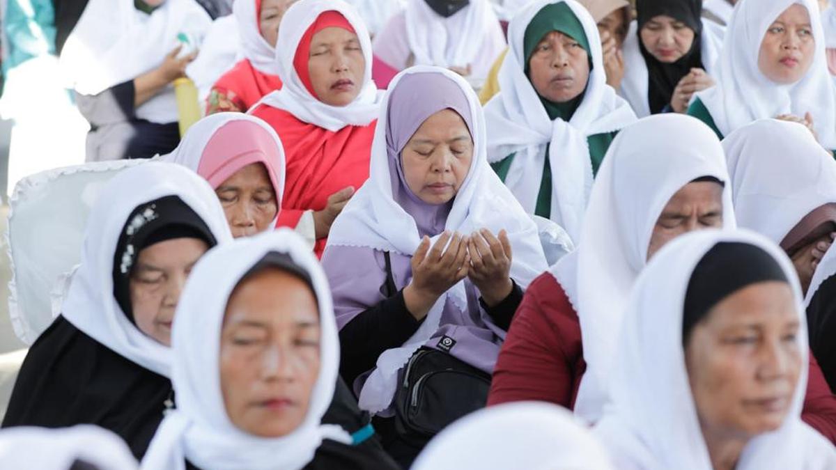 Zikir dan Pelatihan Membaca Al Quran, Jadi Cara TGS Ganjar Galang ...