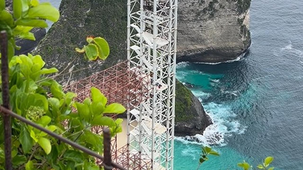 Heboh Proyek Lift Kaca di Pantai Kelingking Nusa Penida, DPRD Bali ...