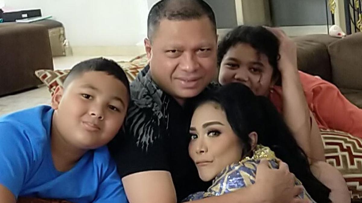 Raul Lemos Klarifikasi Tudingan Tak Lakukan Karantina Setiba di Jakarta ...