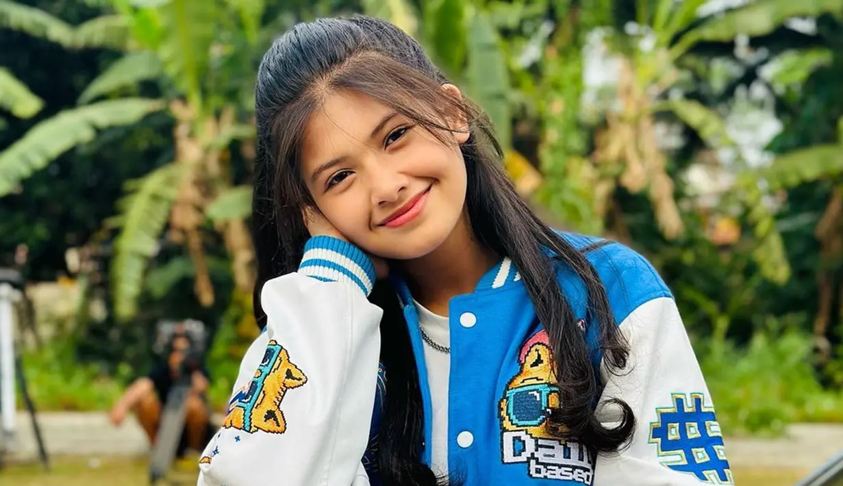 Potret Basmalah Gralind Pemeran Ainun Kecil di Film Habibie & Ainun 3 ...