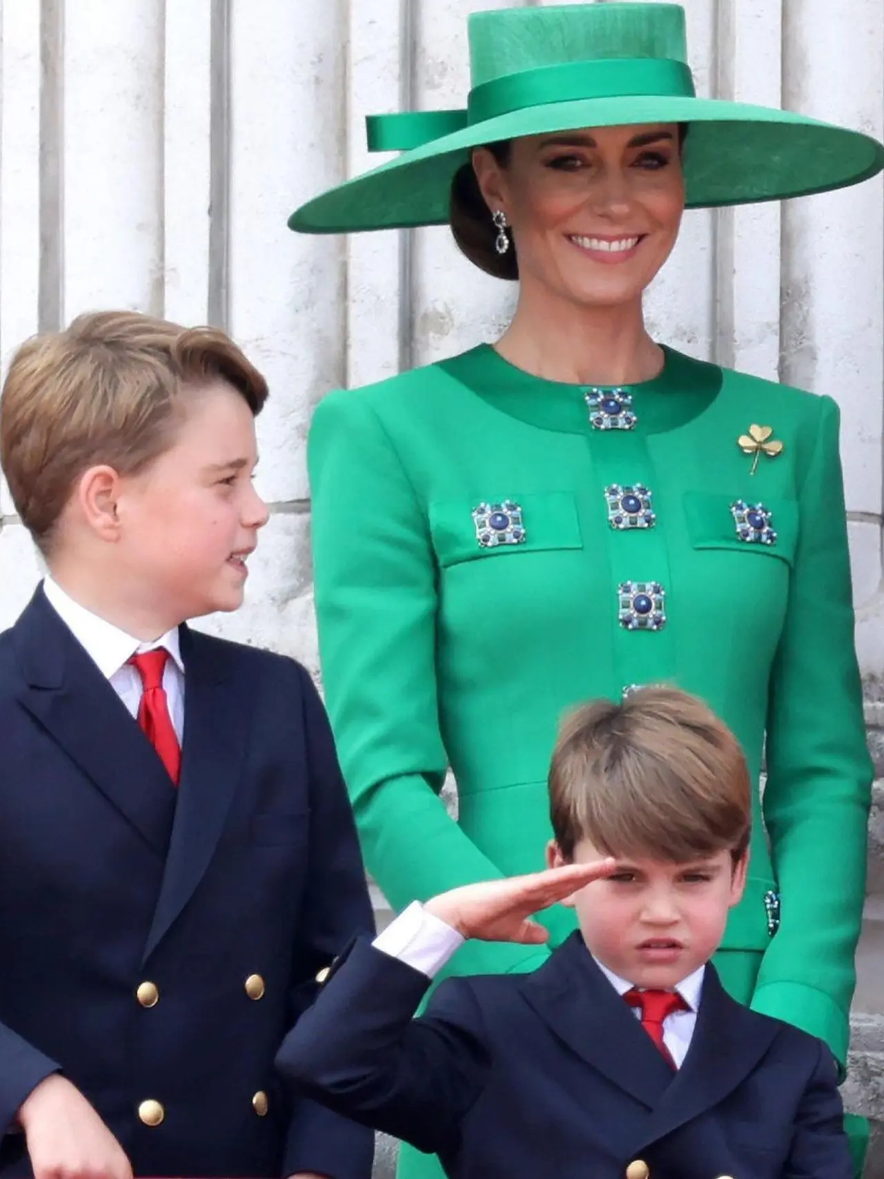 Ekspresi Candid Pangeran Louis yang Menggemaskan Saat Trooping the ...