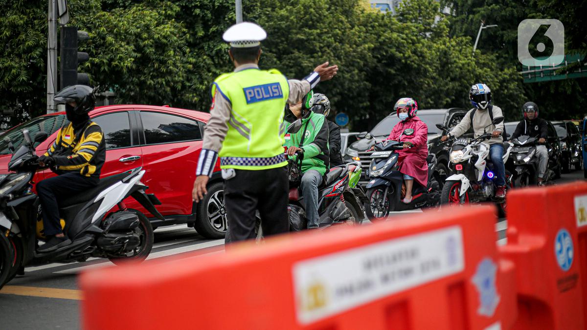 Pengaturan Arus Lalu Lintas Imbas Demo di Jakarta - Foto Liputan6.com