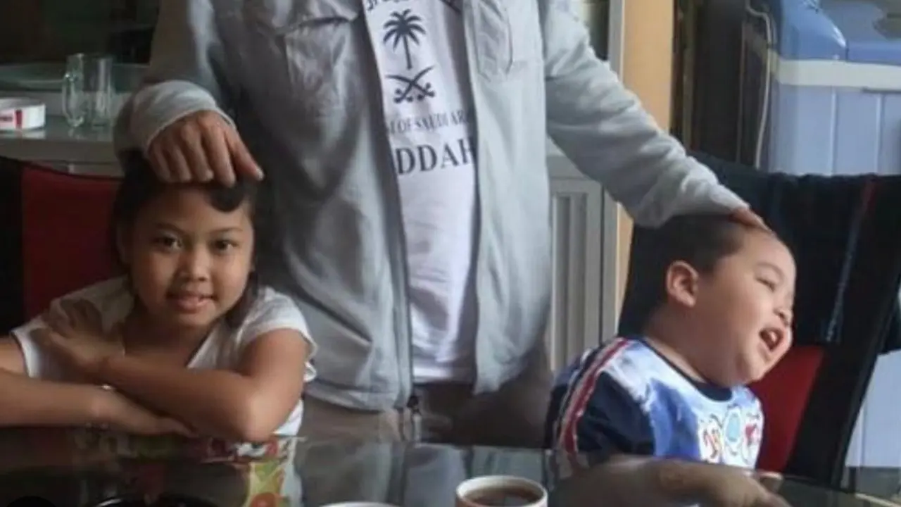 6 Foto Lawas Yayu Unru Bareng Fatih Unru Saat Kecil, Tinggal Kenangan ...