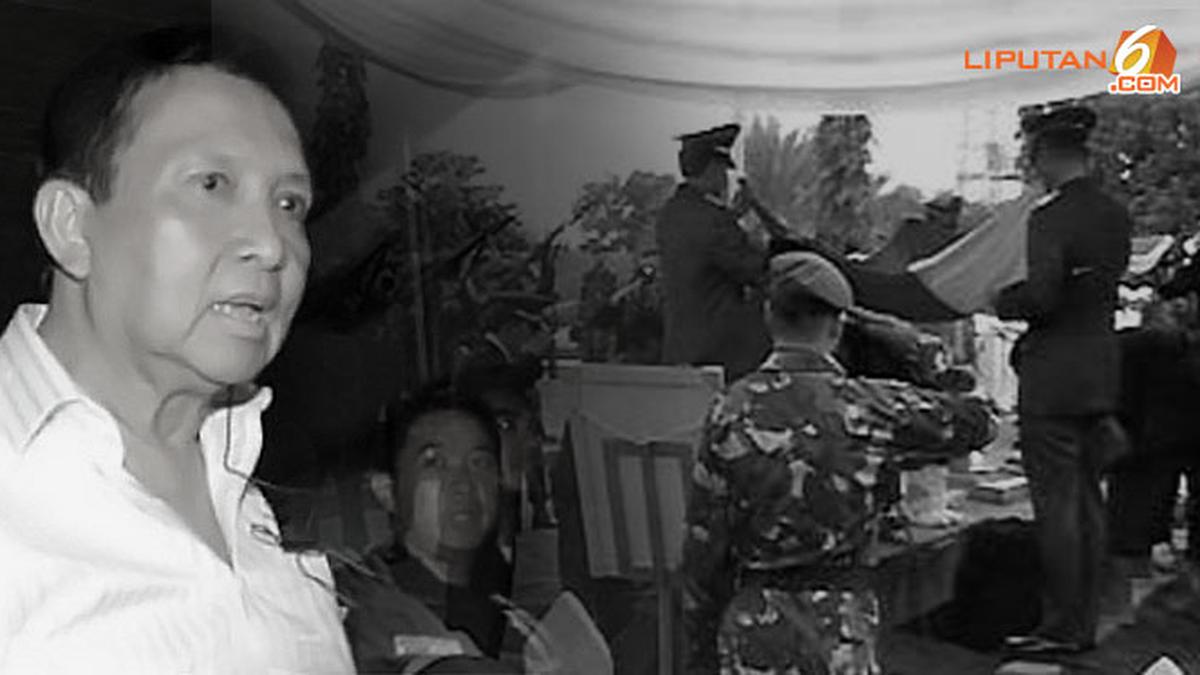 Tes DNA, Makam Moerdiono Akan Dibongkar - ShowBiz Liputan6.com