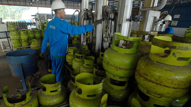Pemerintah Bagikan 40 Ribu Paket Elpiji 3 Kg per Hari - Bisnis Liputan6.com