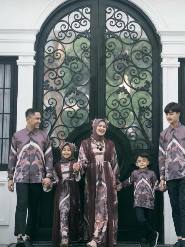 Foto-foto Hengky Kurniawan dan Keluarga Pakai Sarimbit Sambut Lebaran ...
