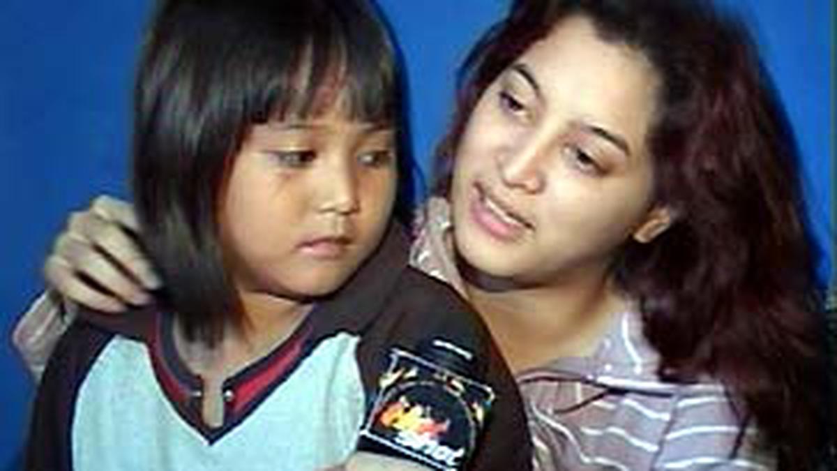 Putri Anisa Bahar Menjadi Adik Jane Shalimar - ShowBiz Liputan6.com