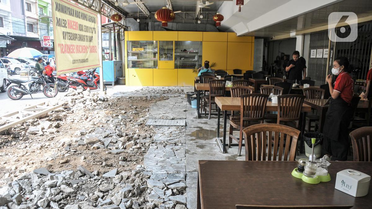 Kronologi Puluhan Ruko Niaga Pluit Serobot Bahu Jalan dan Saluran Air