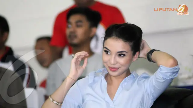 Manohara Tak Punya Kriteria dalam Mencari Pasangan - ShowBiz Liputan6.com