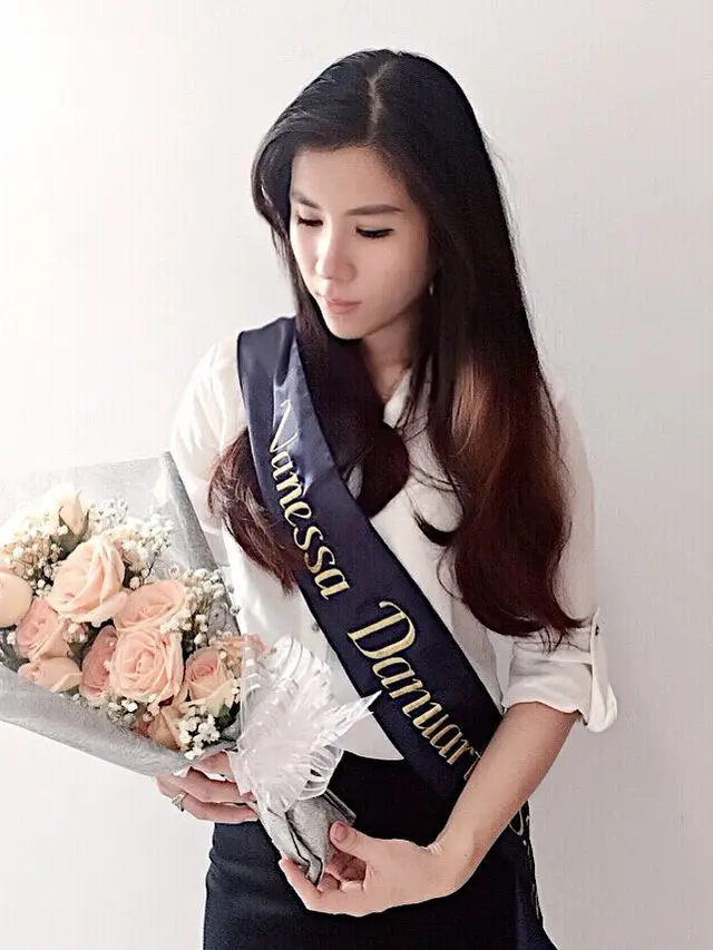 Jarang Terekspos, Ini 6 Potret Vanessa Heryanto Adik Roger Danuarta - Hot Liputan6.com