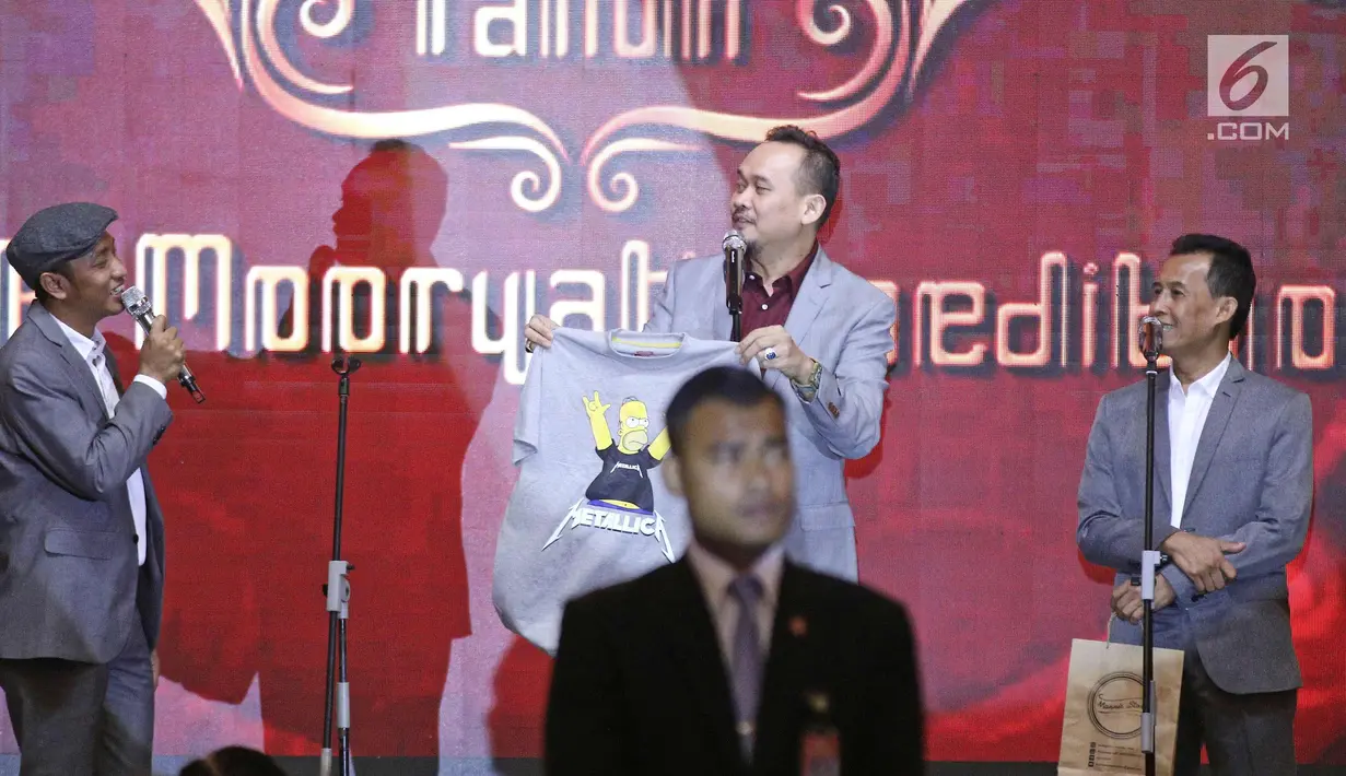 FOTO: Para Menteri dan Artis Hadiri Ultah Mooryati Soedibyo ke 90 ...