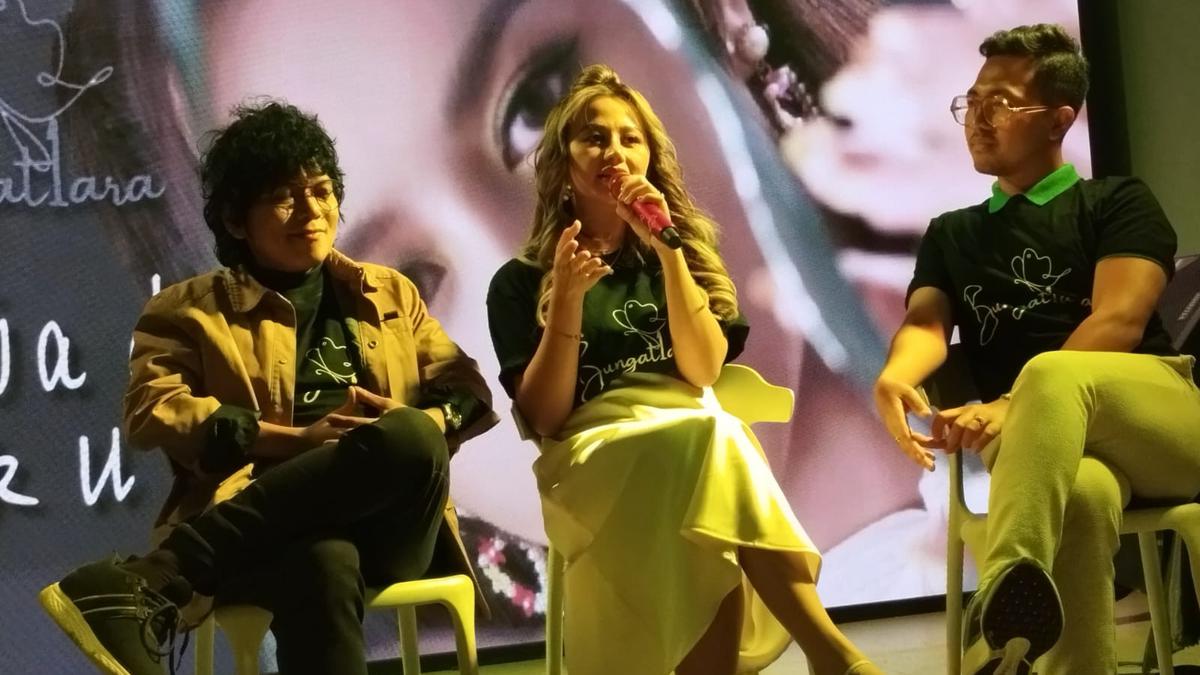 Bunga Tiara Rilis Single Baru Menjadi Aku, Ingatkan Pendengar Tak Lupa ...