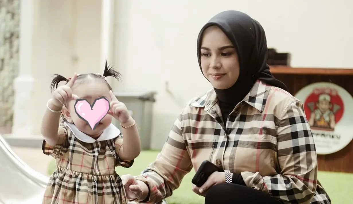Hamil Anak Kedua, Ini Potret Asri Faradila Istri Megantara Momong Baby Ashyeara - Foto Liputan6.com