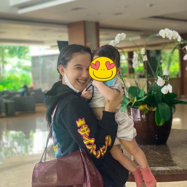 Jadi Ibu 2 Anak, Ini 6 Potret Meiza Aulia Coritha Istri Eza Gionino ...
