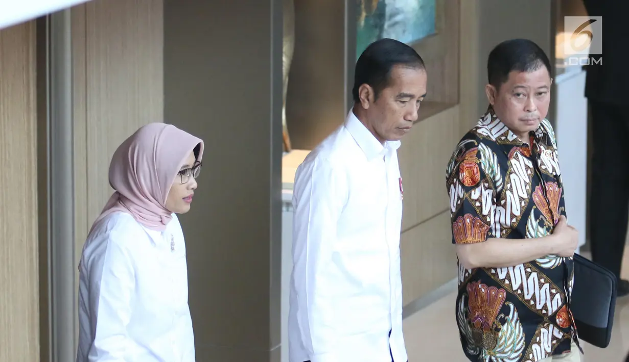 FOTO: Imbas Listrik Mati, Jokowi Datangi Kantor PLN - Foto Liputan6.com