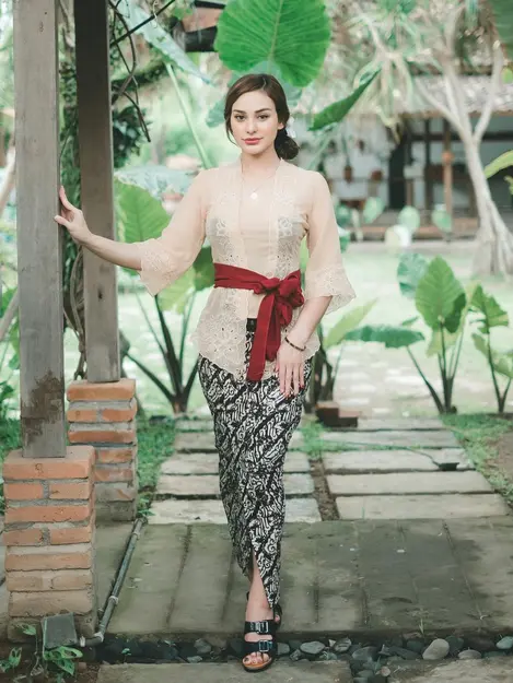 Nora Alexandra Ig : Ngaku Archive Foto Jerinx Di Ig Nora Alexandra Buka ...