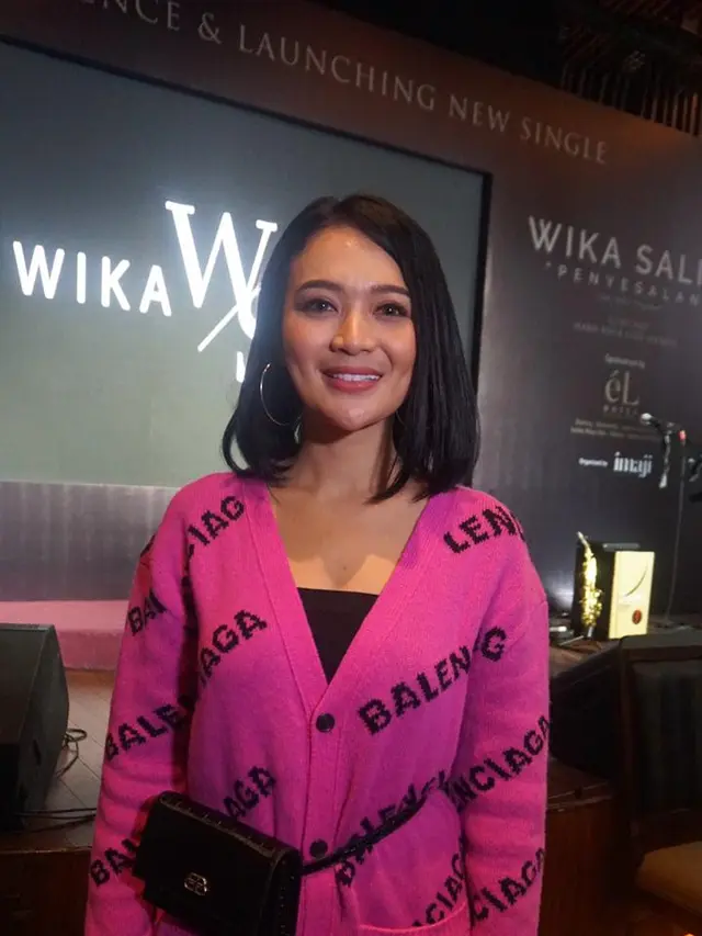 Wika Salim Luncurkan Single Perdana Bergenre Pop Melankolis - ShowBiz Liputan6.com