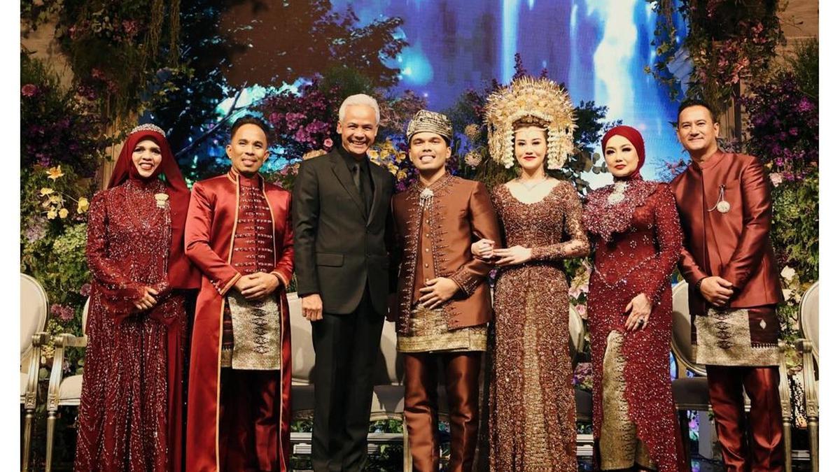 6 Potret Ganjar Pranowo Kondangan Aaliyah Massaid dan Thariq Halilintar ...