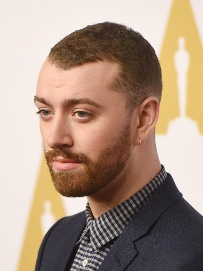 Sam Smith Persembahkan Piala Oscar untuk Komunitas LGBT - Entertainment ...