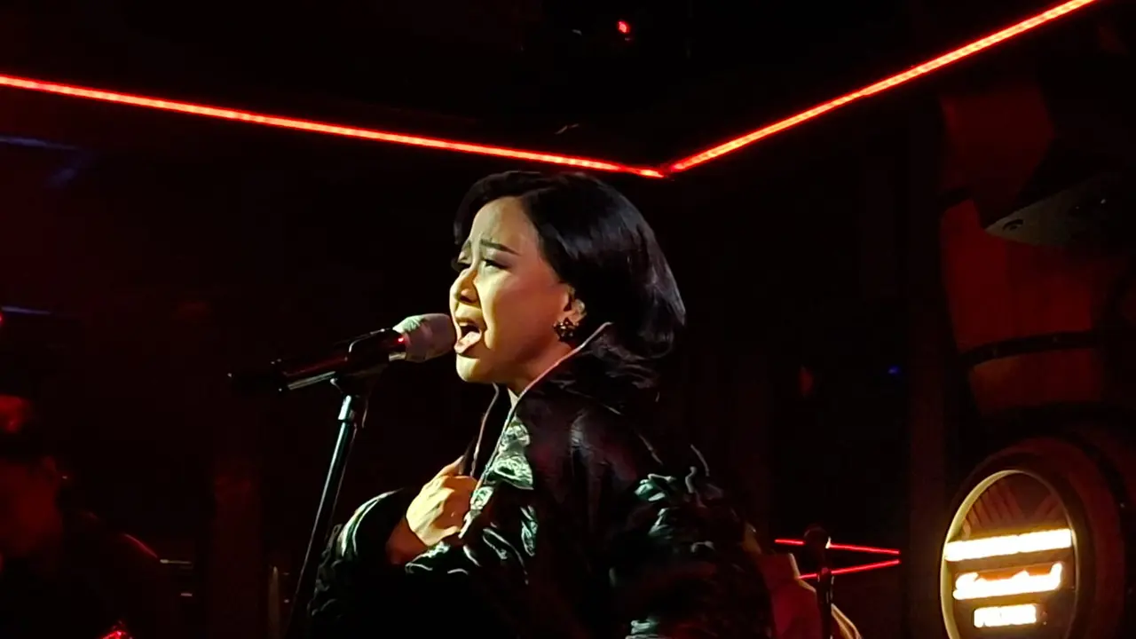 Astrid Gelar Showcase Intimate, Tegaskan Konsistensi Bermusik Lewat ...