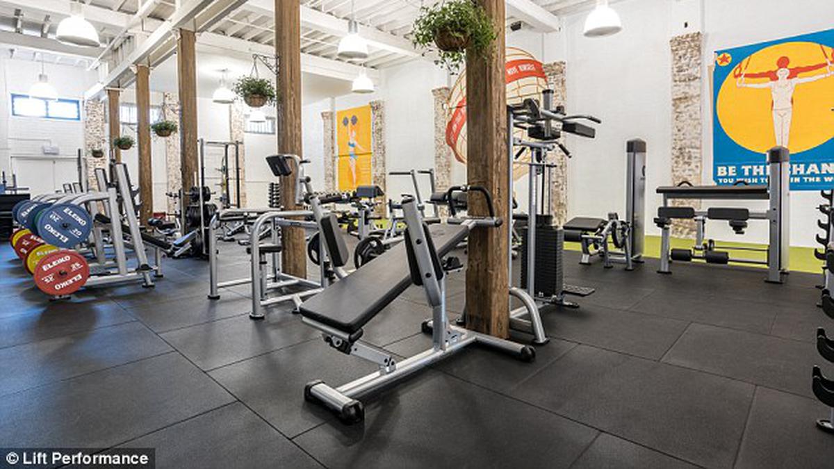 Tidak Ada Kaca dan Treadmill di Gym Ini - Health Liputan6.com