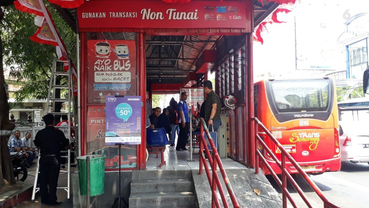 Ayo Naik Bus Bertarif Aneh di Semarang - Regional Liputan6.com