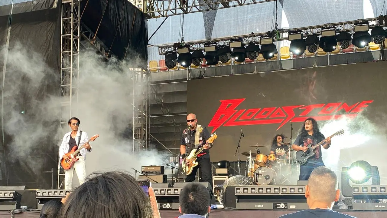 Burning Flame Buka Hari Kedua Hammersonic Festival 2024 - ShowBiz ...