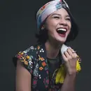 6 Potret Totalitas Andien Lakukan Photoshoot Keren dan Tak Biasa saat Yoga