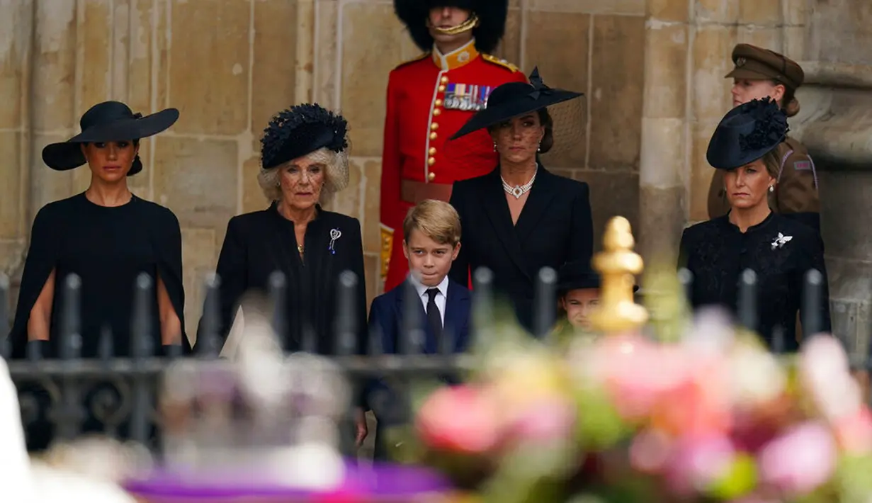 Ekspresi Kate Middleton dan Meghan Markle di Pemakaman Ratu Elizabeth ...