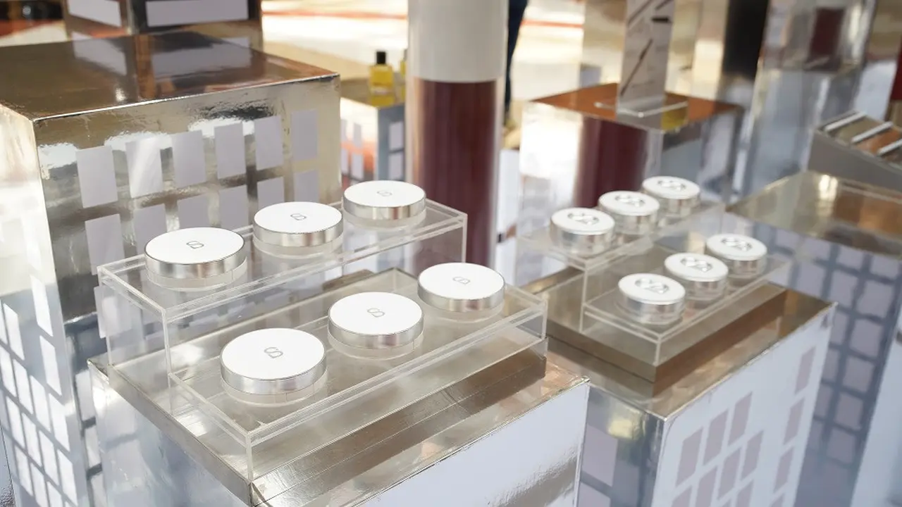 Buttonscarves Hadirkan Pameran Produk Kecantikan Berkonsep Kota yang Unik