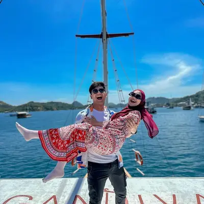 9 Gaya Maternity Shoot Ria Ricis dengan Ragam Tema, Pakai Kostum Peri ...