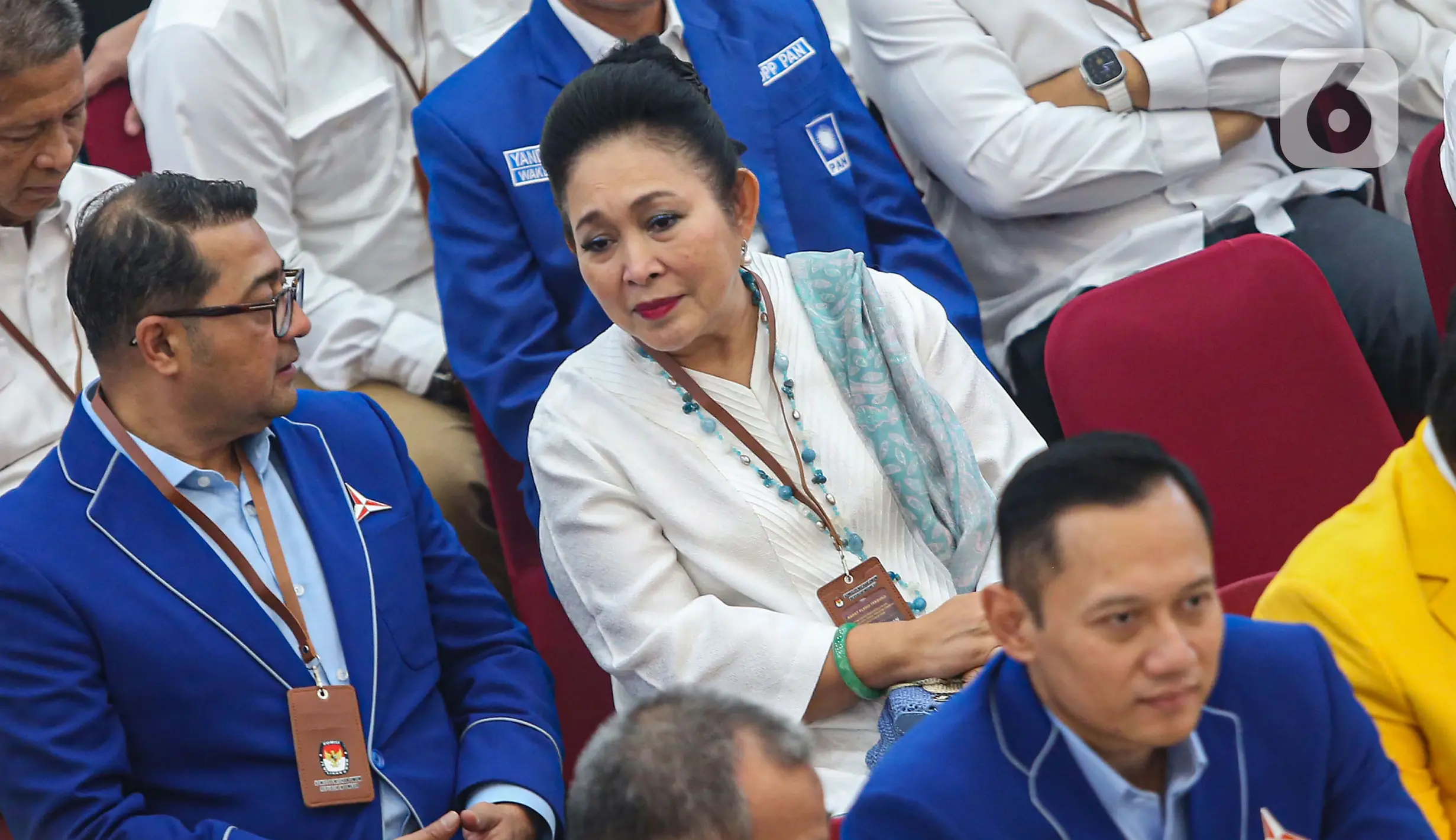 Kenakan Busana Senada, Titiek Soeharto dan Didiet Hediprasetyo Hadiri Penetapan Prabowo sebagai ...