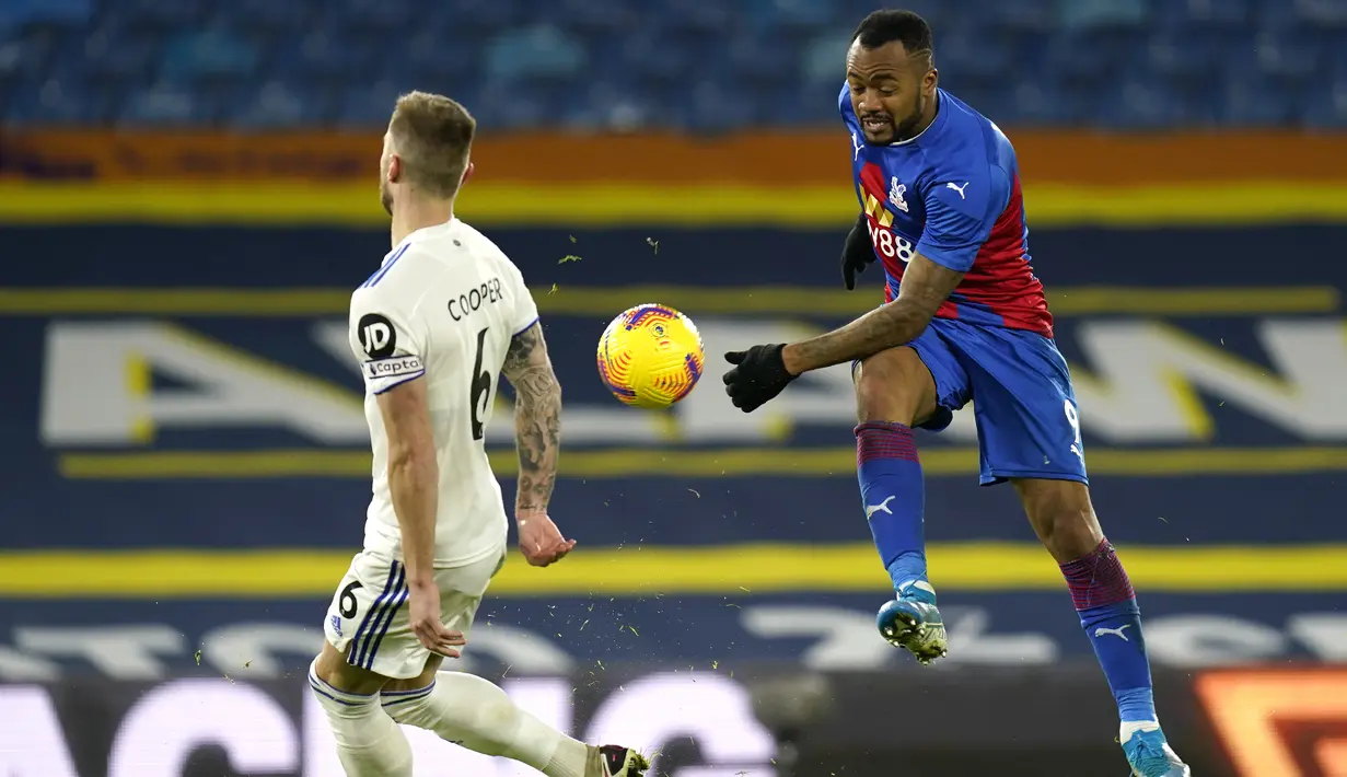 FOTO: Leeds United Sikat Crystal Palace 2-0 di Elland Road - Foto ...
