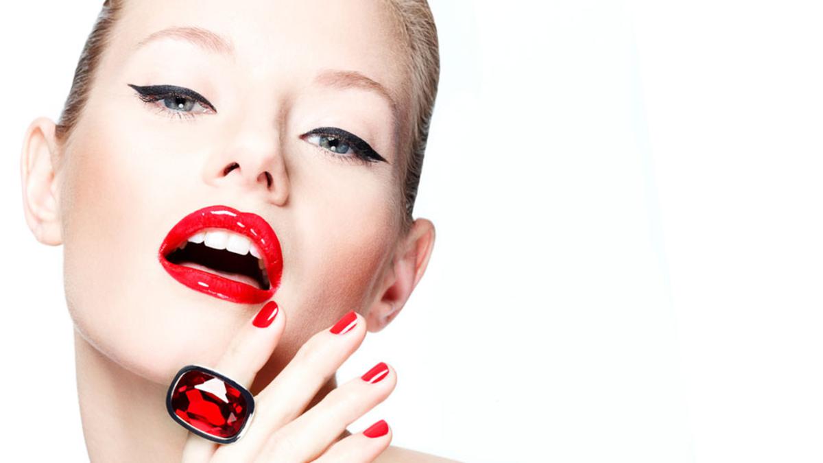 5 Warna lipstick favorit Seleb Hollywood wajib coba - Beauty Fimela.com
