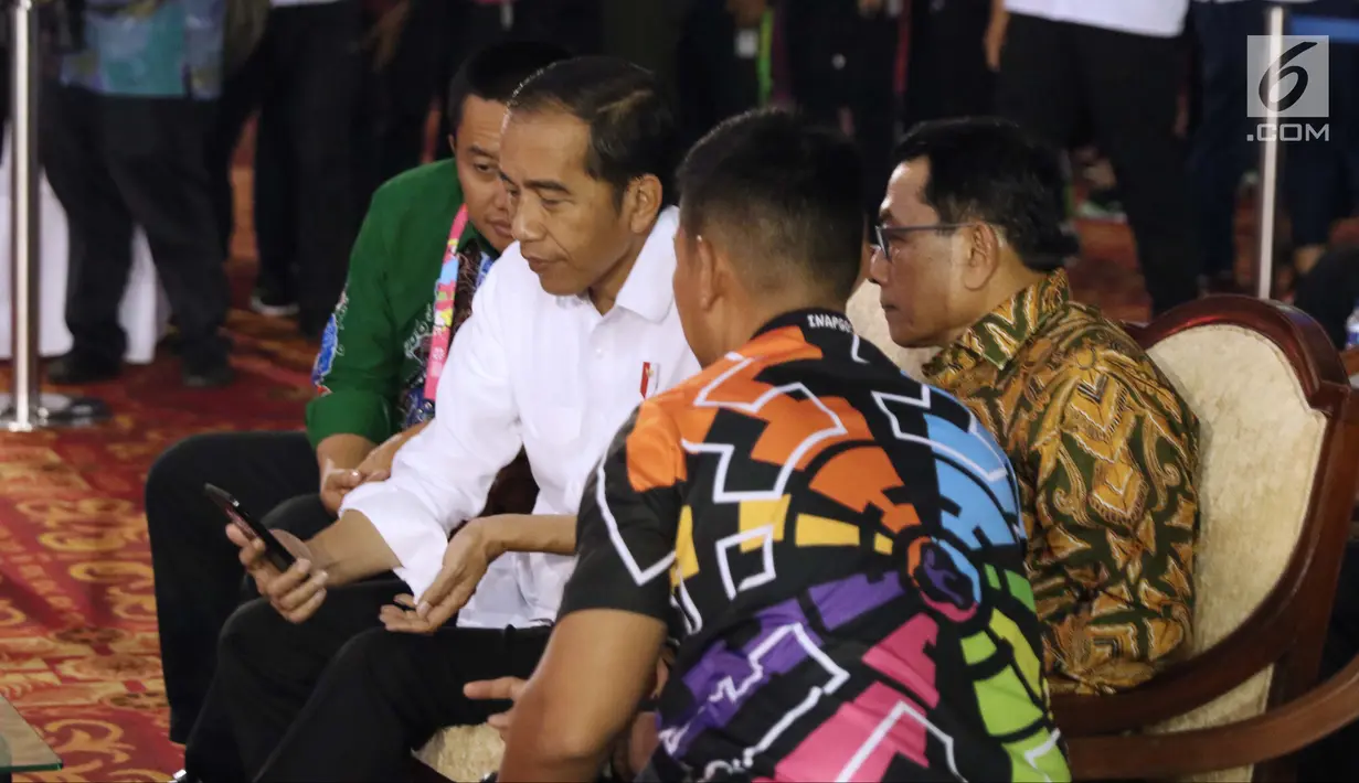 FOTO: Presiden Jokowi Saksikan Atlet Para Powerlifting Indonesia ...