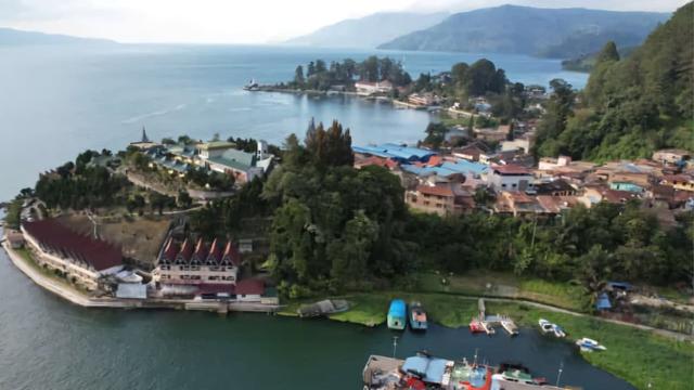 Tarif Kapal Ferry Rute Ajibata - Ambarita Penghubung Tepi Danau Toba ...