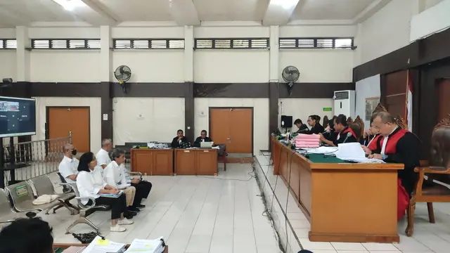 Kehadiran Ahli Akuntansi dalam Sidang Dugaan Korupsi Anak Perusahaan ...