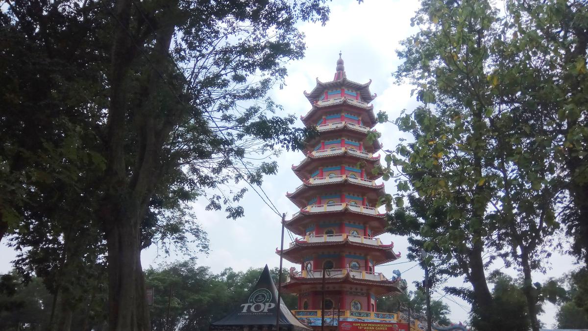 Pesona Keunikan Pulau Kemaro di Tengah Sungai Musi Palembang - Regional ...