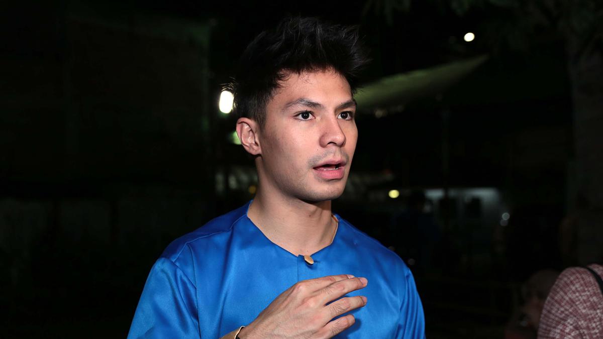 Fero Walandouw Kebanjiran Undangan Seminar - Entertainment Fimela.com