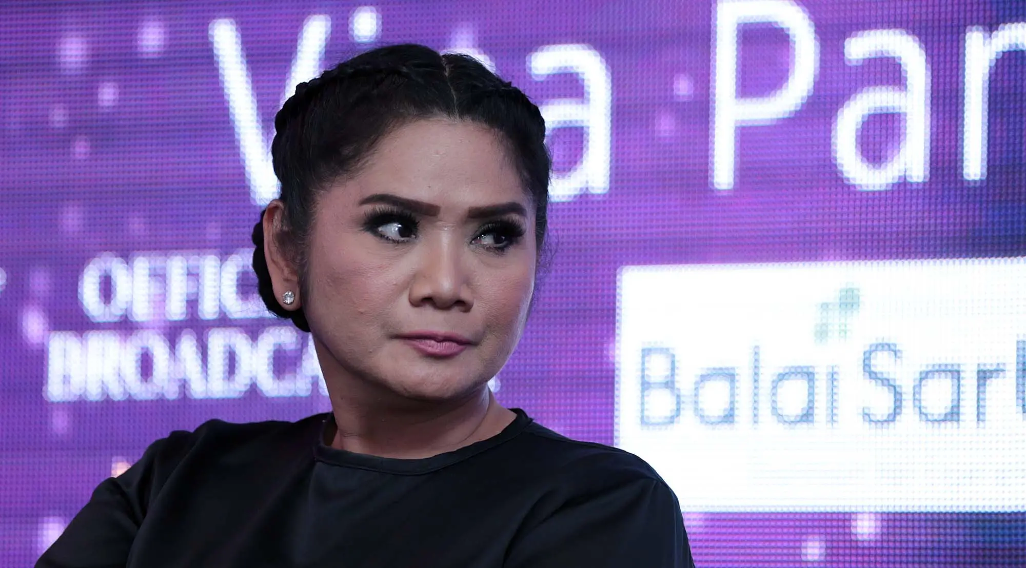 Setelah 40 Tahun, Vina Panduwinata Berhenti Merokok - ShowBiz Liputan6.com