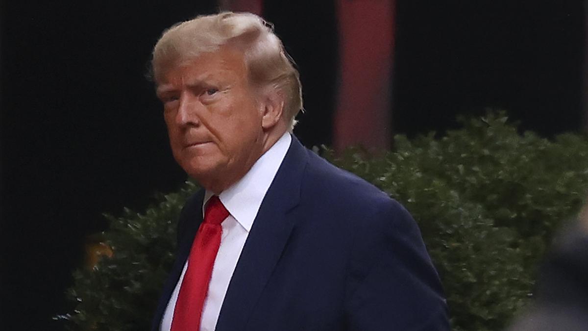 Donald Trump Janji Bakal Kembali Larang Sejumlah Muslim Masuk As Jika