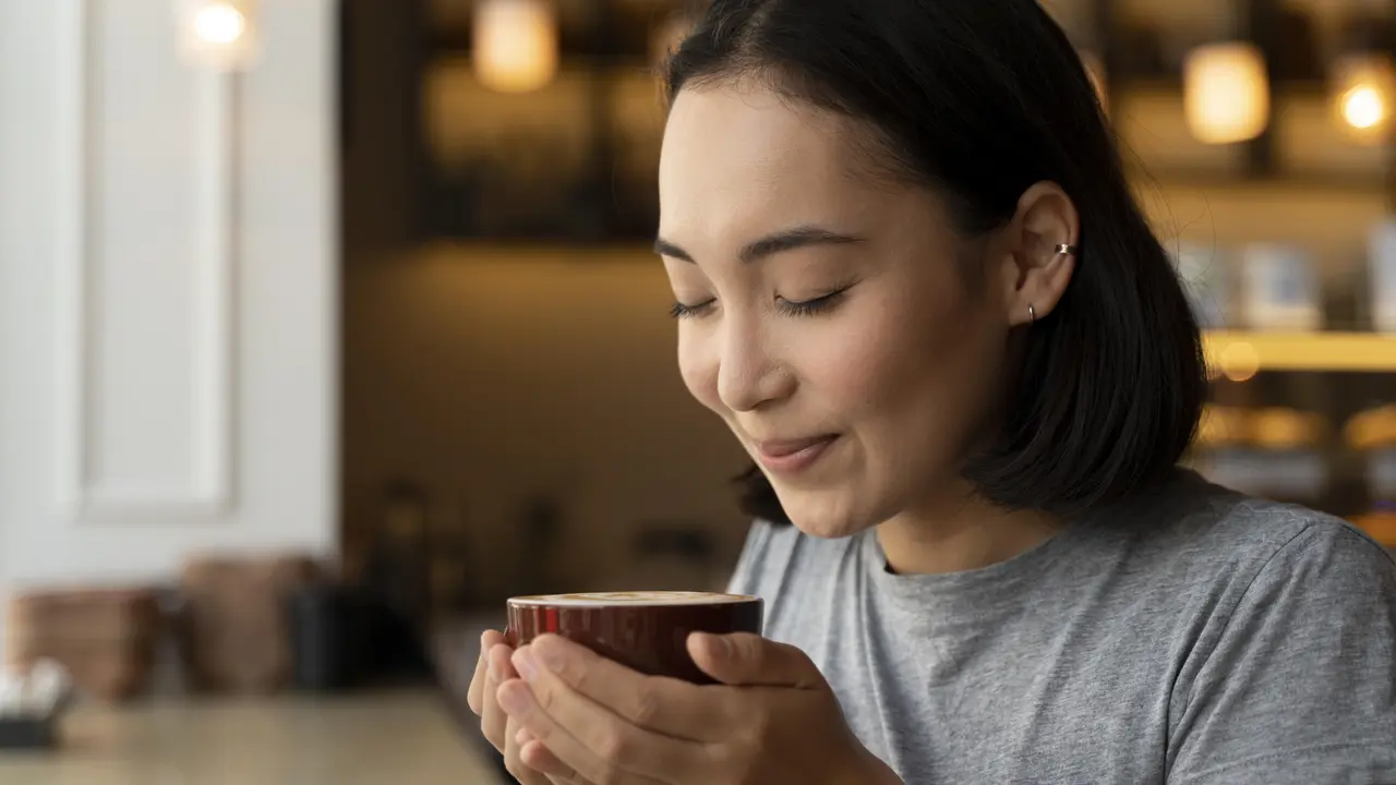 8 Tips Menjadi Lebih Menarik di Mata Orang Lain, Cantik Tak Sebatas Fisik Saja - Hot Liputan6.com