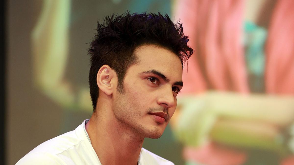 Akting, Ravi Bhatia Ingin Diakui Seperti Reza Rahadian - Entertainment ...