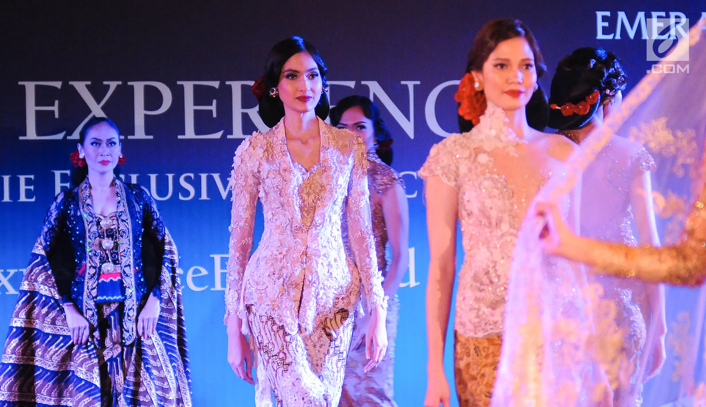 FOTO: Koleksi Anne Avantie Tampil dalam Avantie’s Exclusive Trunk Show ...
