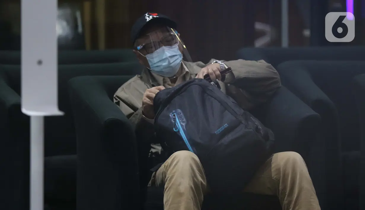 FOTO: Kasus Korupsi E-KTP, KPK Periksa Isnu Edhi Wijaya - Foto Liputan6.com