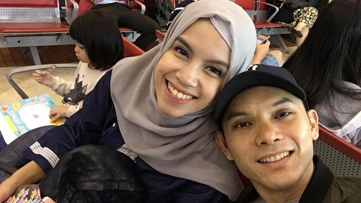 Liburan ke Australia, Ben Kasyafani dan Ines Makin Mesra - ShowBiz ...