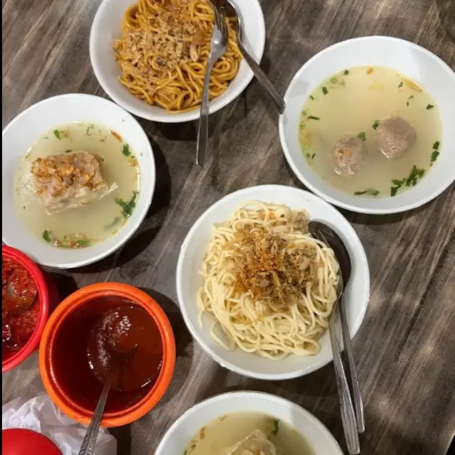 8 Rekomendasi Tempat Makan Bakso Enak di Garut dengan Rasa Lezat ...