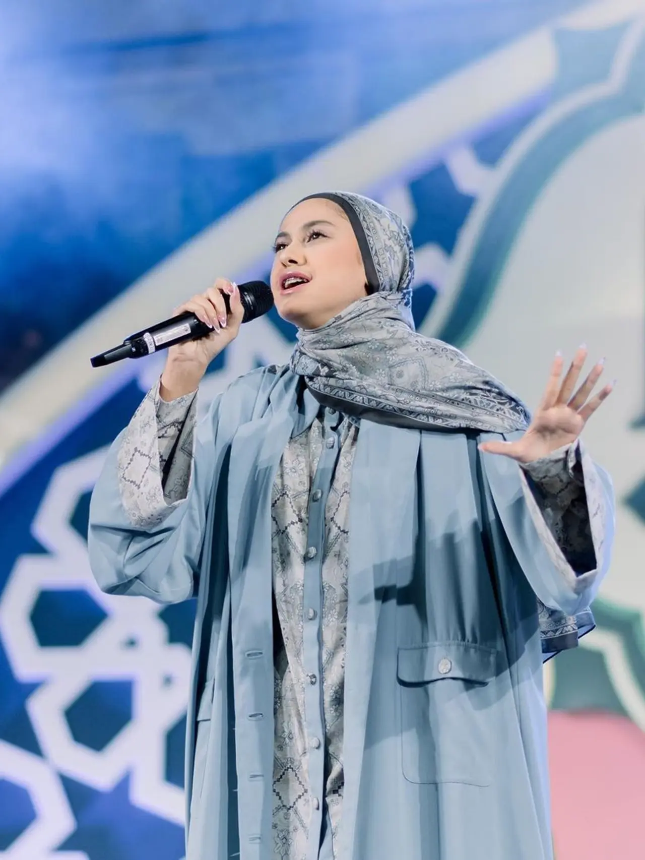 6 Potret Gaya Asila Maisa di Atas Panggung, Kerap Dikritik Netizen ...