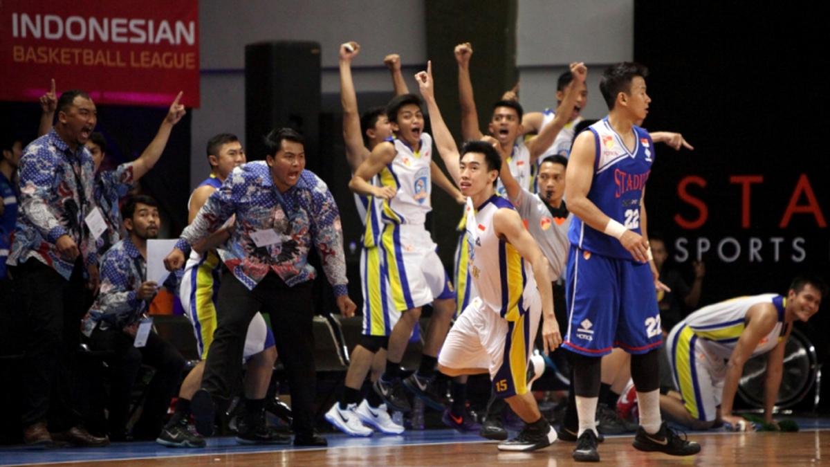 Comeback Kontra Stadium, Satu Kaki Satya Wacana Pijak Playoff IBL ...