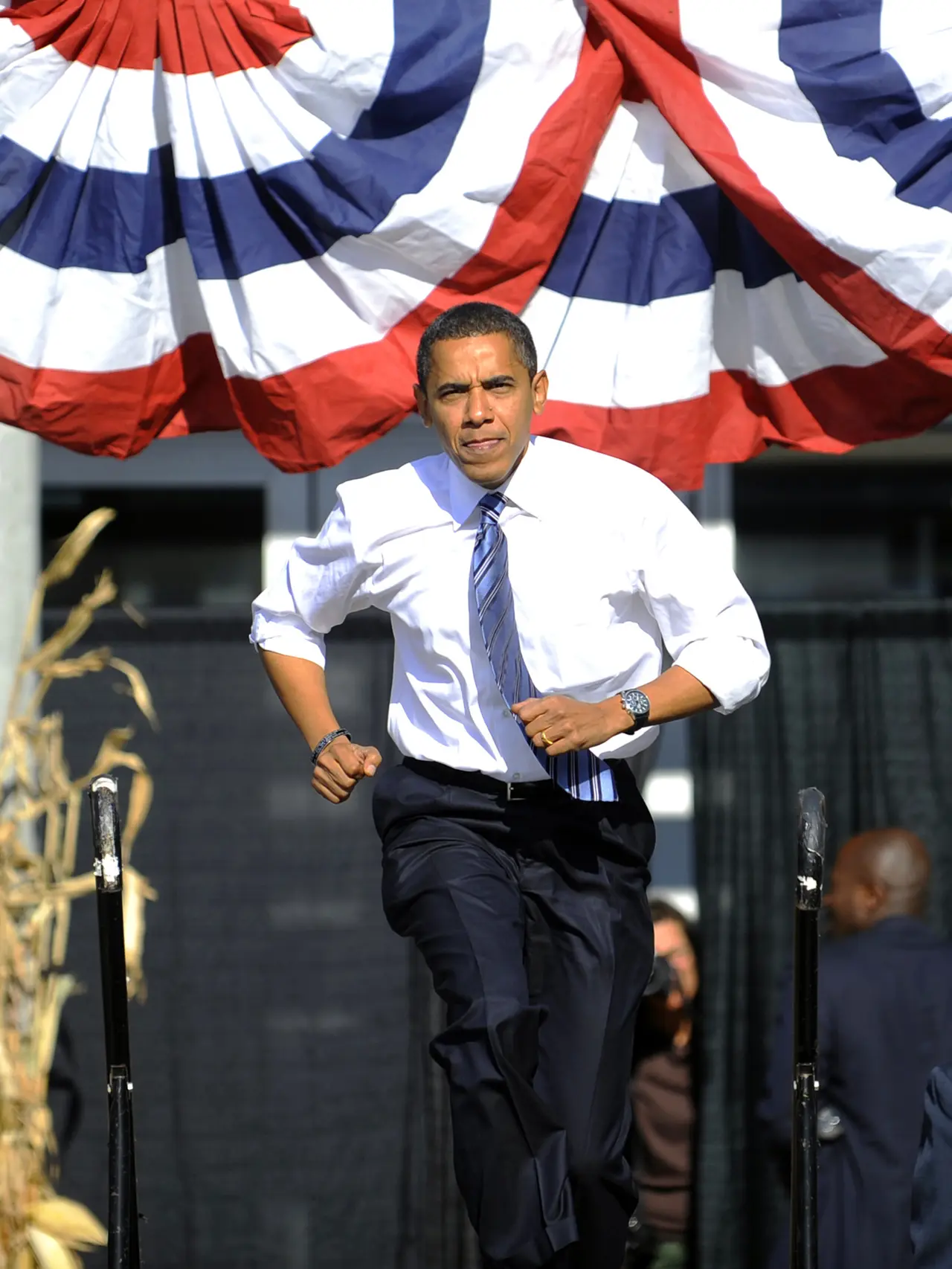 Kolaborasi Bareng Bintang Broadway, Barack Obama Masuk Tangga Lagu ...